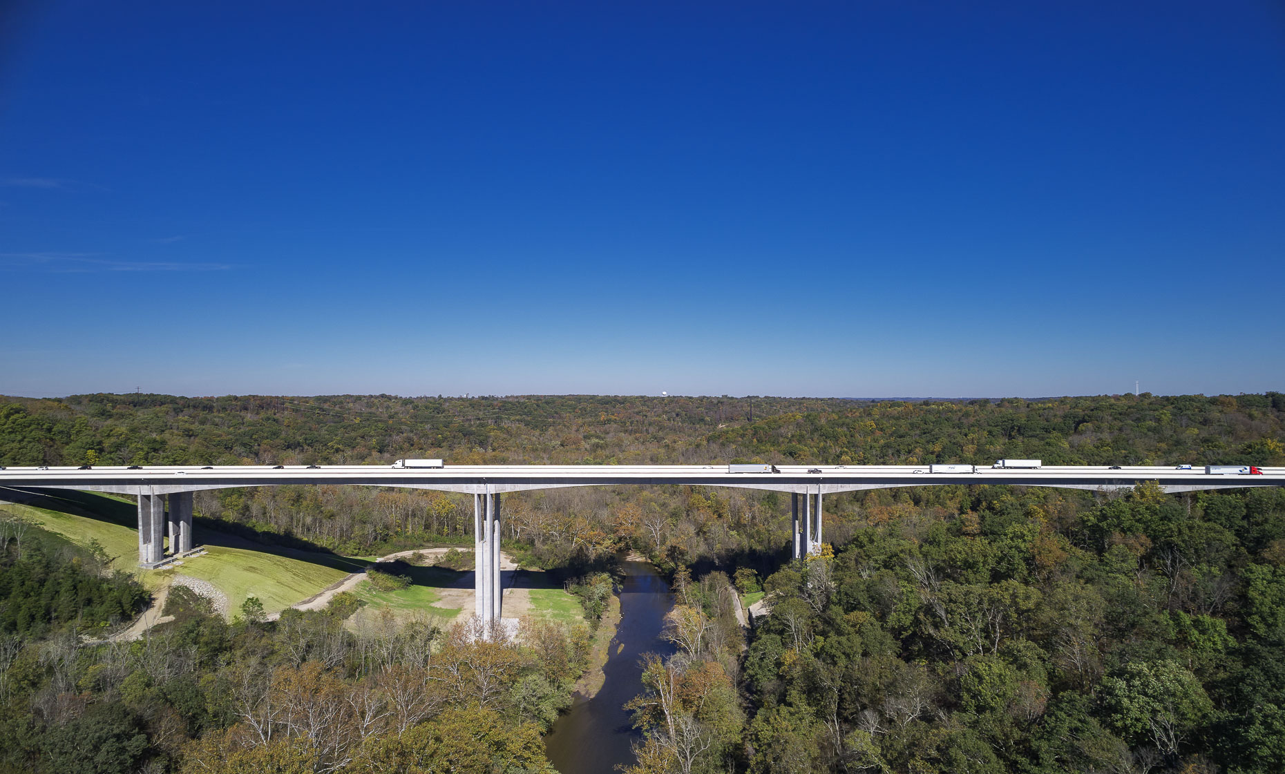 US I-71 Jeremiah Morrow Bridge by Kokosing Construction & HNTB ...