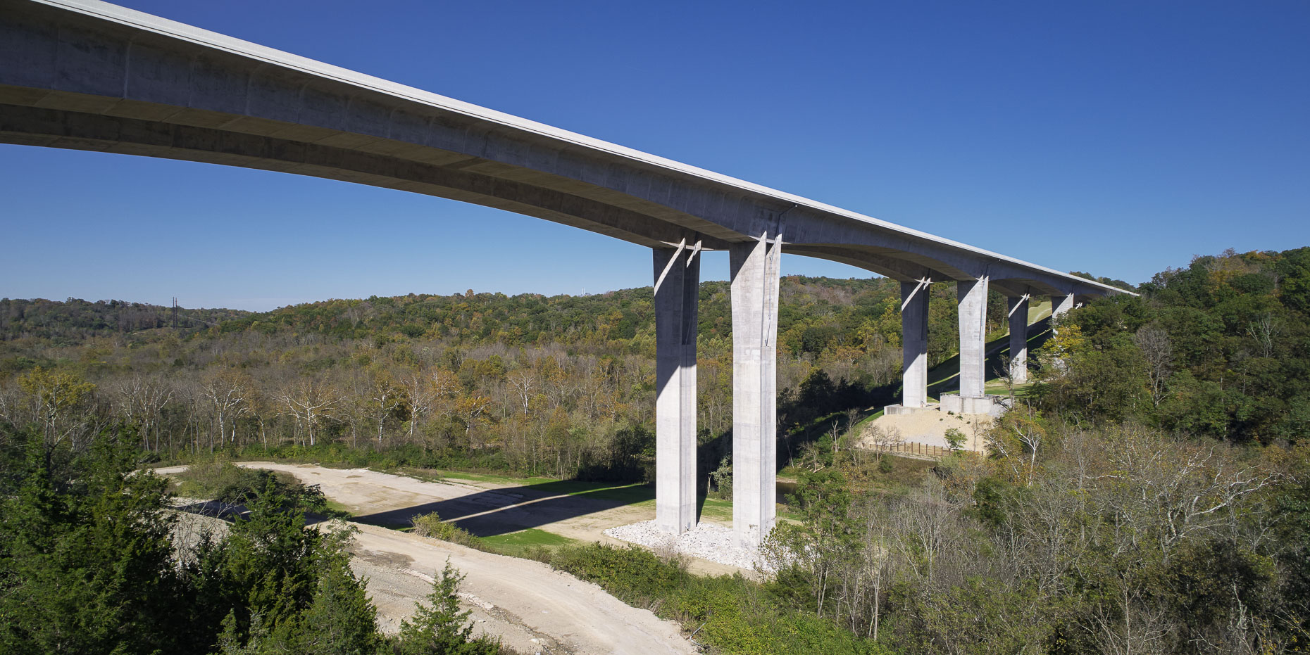 US I-71 Jeremiah Morrow Bridge by Kokosing Construction & HNTB ...